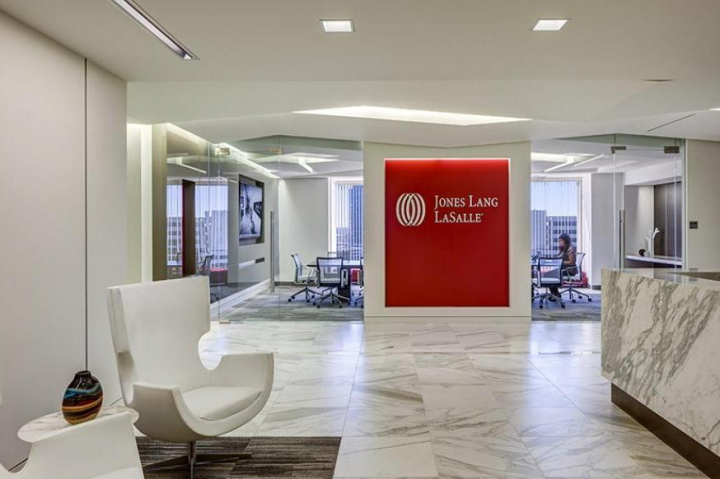 Jones Lang LaSalle Thailand JLL Office Photos in Bangkok | WorkVenture
